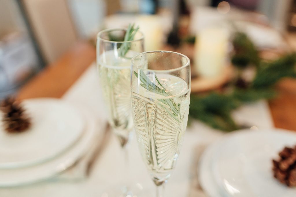 Top 5 Holiday Cocktail Recipes - The Southern Source